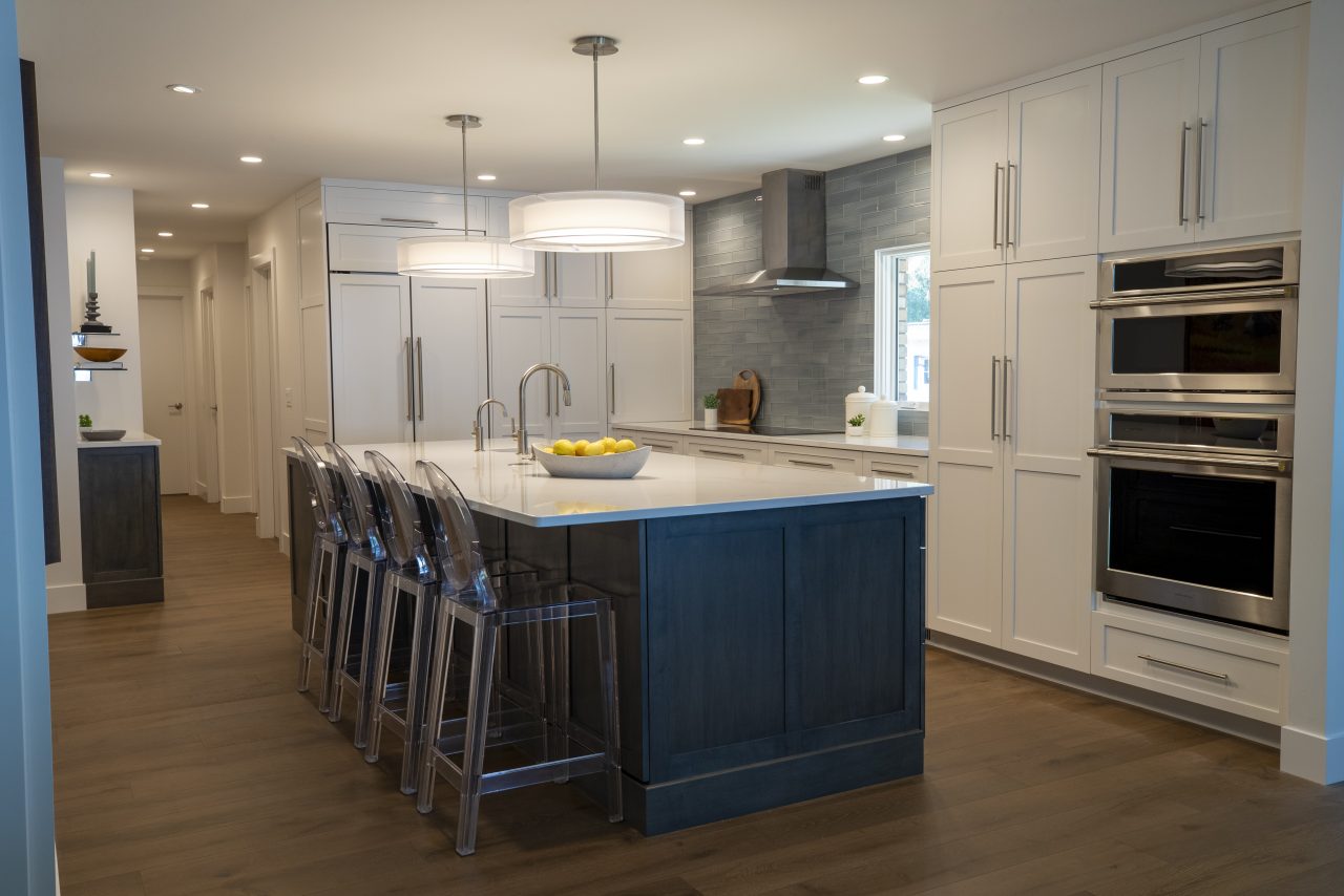 Shopping Tools | Modern vs. Traditional Kitchens | Coppes Napanee